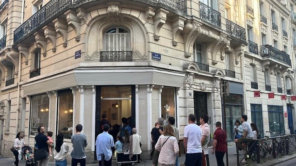 Korean dessert café in Paris captivates locals with authentic flavors ...