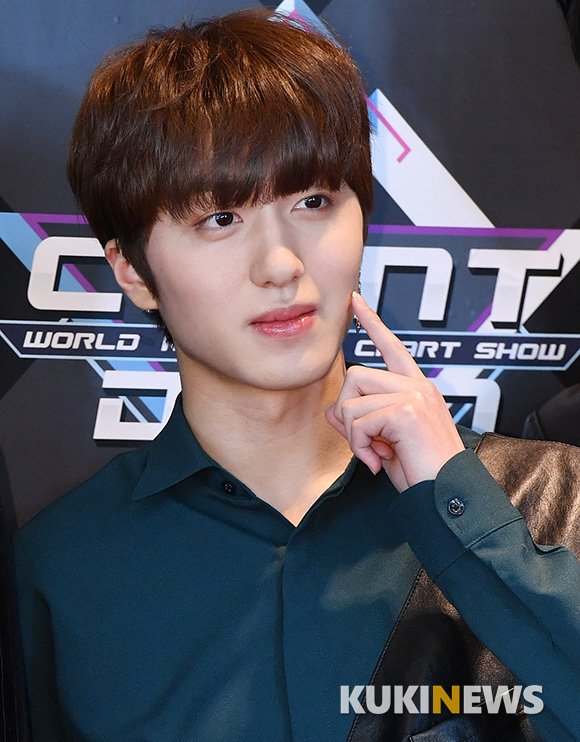 "많은 것 배웠습니다"…SF9 찬희 '음악중심' MC 하차 : 네이트 연예