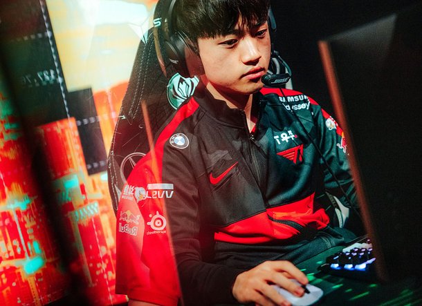 T1, 상승세의 PSG 꺾고 럼블 2라운드 첫승 신고! [MSI] : 네이트 스포츠