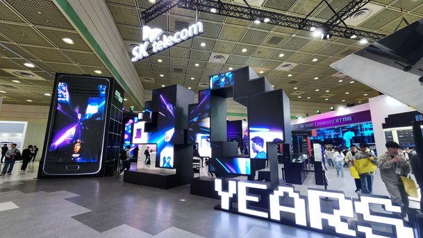 "AI에 누구보다 진심"…SKT·KT, 2024 WIS 나란히 출격 : 네이트 뉴스