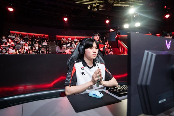 '3연패 탈출' KT, BNK 꺾고 시즌 첫 승 [쿠키 현장] : 네이트 스포츠