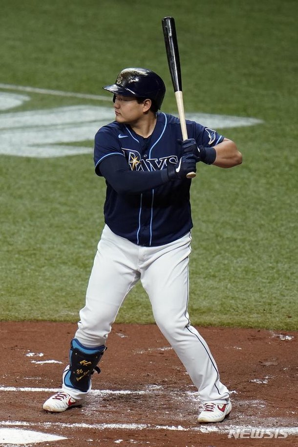 '최지만 3출루' TB, 양키스 꺾고 ALDS 1승1패 원점 : 네이트 스포츠