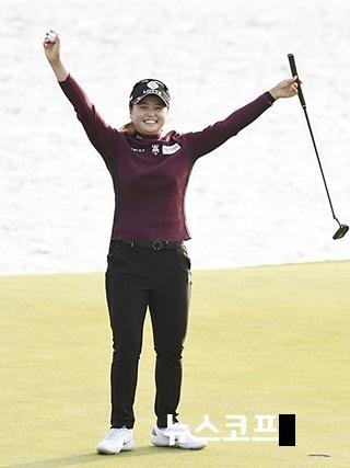 2020 KLPGA 투어 종료…최혜진 대상·김효주 3관왕 : 네이트 뉴스