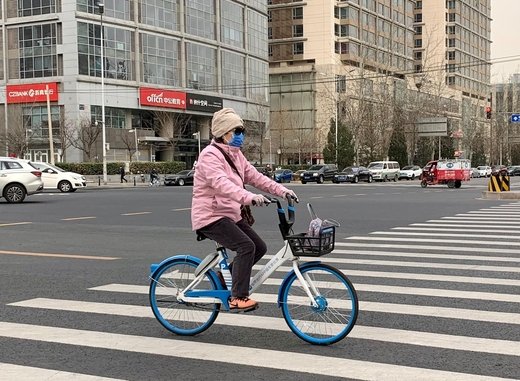 [차이나Biz] 공유 자전거 무덤서 살아남은 파란 자전거, 美 상장한다 : 네이트 뉴스