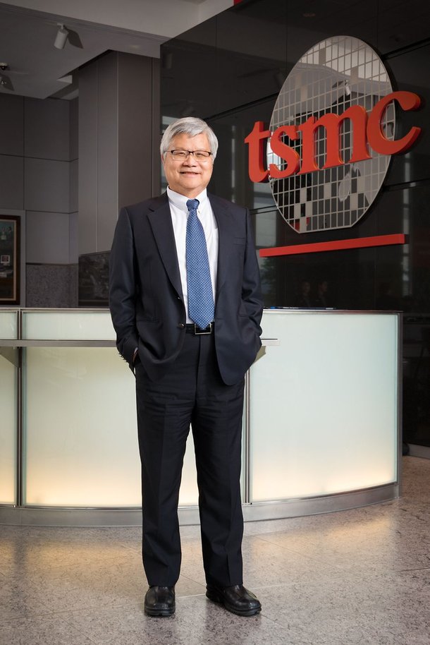 파운드리 1위 TSMC, 공격적으로 투자하는데…침묵 길어지는 삼성전자 : 네이트 뉴스