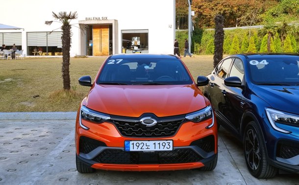 [시승기] "전기차에 가장 가까운 하이브리드차" 르노 XM3 하이브리드 : 네이트 뉴스