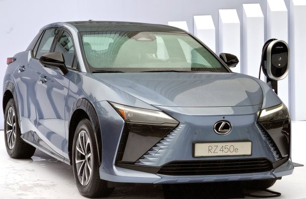 렉서스, 전기차 RZ450e 국내 출시…8480만원부터 : 네이트 뉴스
