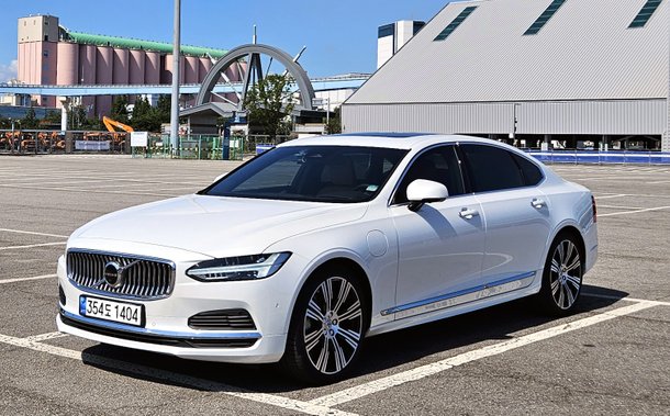 [시승기] 부드러운 변속과 정교한 가감속…볼보 S90 PHEV : 네이트 뉴스