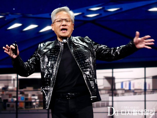 "코딩하는 시대는 끝났다"…젠슨 황 엔비디아, 50년 컴퓨터 역사 '리셋' 선언 [CES 2026] : 네이트 뉴스