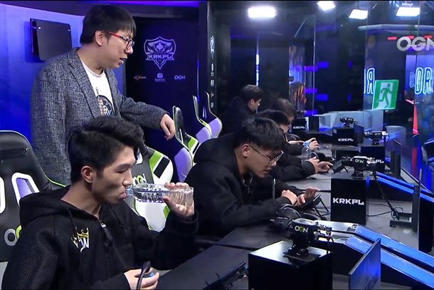 [KRKPL] CW, 노바 3대0으로 누르고 4위 등극 : 네이트 스포츠