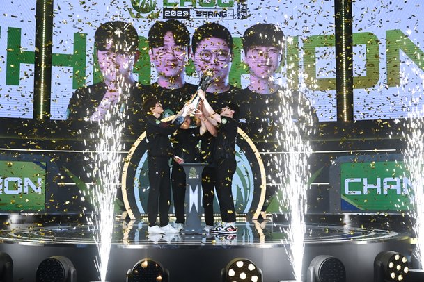 피파 황제의 부활…kt, 김정민 2승 앞세워 EACC 스프링 우승 : 네이트 스포츠