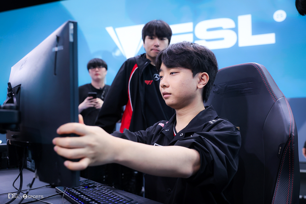 [포토] '별' 박기홍, FSL 8강 준비 시작 : 네이트 스포츠