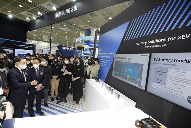 [포토] 'K배터리' 신기술 총출동…인터배터리2022 개막 : 네이트 뉴스