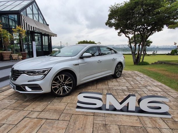 [시승기] "편리해진 1열, 편안해진 2열" 르노삼성 SM6 : 네이트 뉴스