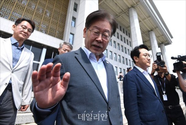 이재명 검찰 증거 단 한 개도 못 찾아…대북송금 의혹 사실 아니기 때문 네이트 뉴스