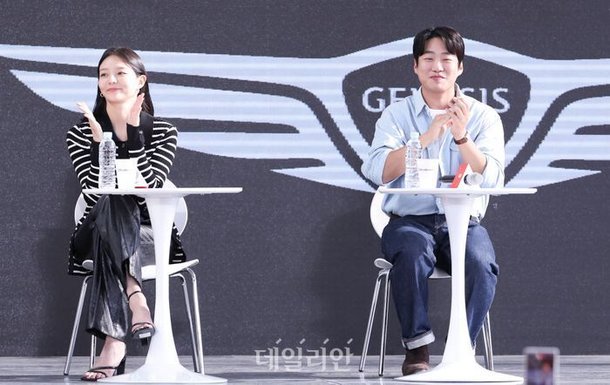 "액션 방불케 하는 스킨십"…'LTNS' 이솜·안재홍, '과감함'으로 높일 현실감 [28th BIFF] : 네이트 연예