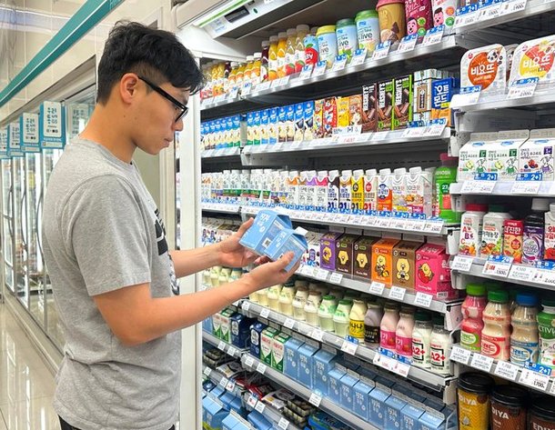 "고물가에 매출 6배↑" GS25 'PB 흰 우유', 소용량 라인업까지 확대 : 네이트 뉴스