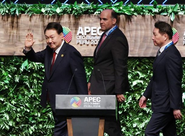윤 대통령, 'APEC AI표준 포럼' 창설 제안…"제조업과 AI결합 촉진" : 네이트 뉴스