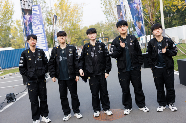 '전통의 LPL 킬러' T1, 8강서 '신흥 LCK 킬러' 중국 AL 사냥 나선다 [2025 롤드컵] : 네이트 뉴스