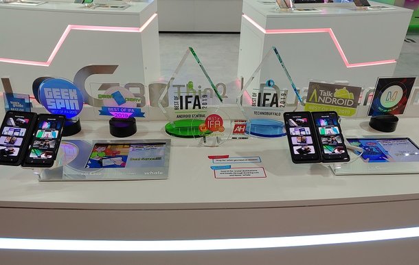 [IFA 2019] LG 듀얼 스크린, 'Best of IFA 2019' 수상 - "가장 실용적인 폴더블폰" : 네이트 뉴스
