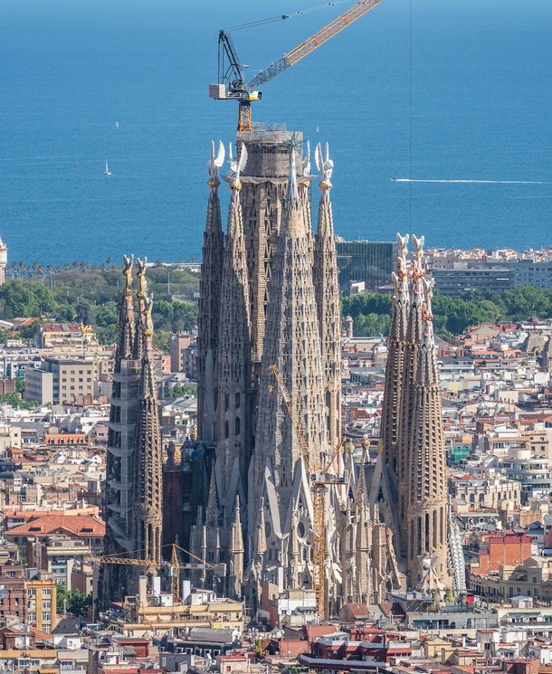 '신의 건축가' 가우디, 가톨릭성인 추대 첫걸음 : 네이트 뉴스