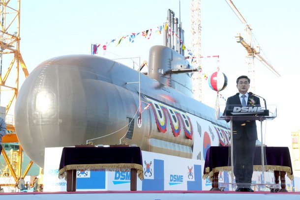 SLBM 발사대 탑재 3000t급 안무함…'핵잠수함' 초석 놓다 : 네이트 뉴스