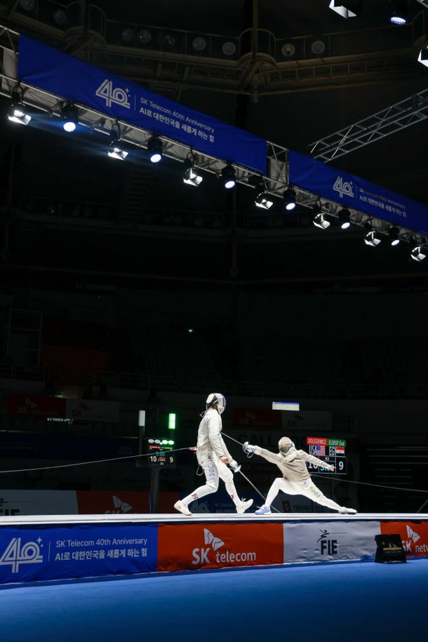 '펜싱 코리아' 일군 SKT, 20년간 300억원 후원 : 네이트 뉴스