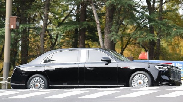 "더비스트vs훙치N701"…트럼프·시진핑이 선택한 차량은? : 네이트 뉴스