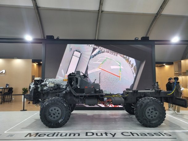 [르포]25兆 몸값 K-방산 현주소 찾다···최대 규모 '서울 ADEX 2023' : 네이트 뉴스