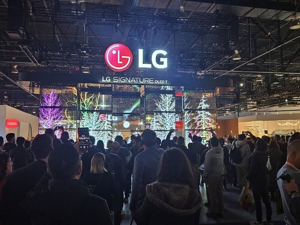 [CES '24] "LG 시그니처 올레드 T 구경해요" : 네이트 뉴스