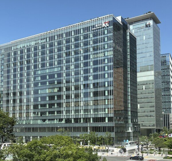 KT, NH농협은행과 400억 원 규모 AI 컨택센터 구축 나선다 : 네이트 뉴스