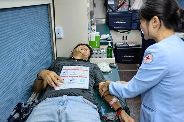 SKT, 28년째 '행복나눔헌혈' 캠페인…"사회에 감사의 마음" : 네이트 뉴스