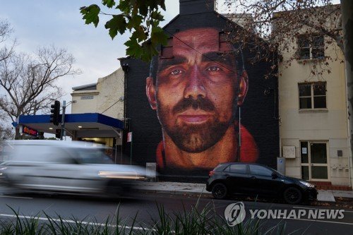 AUSTRALIA RACISM ADAM GOODES MURAL : 네이트 뉴스