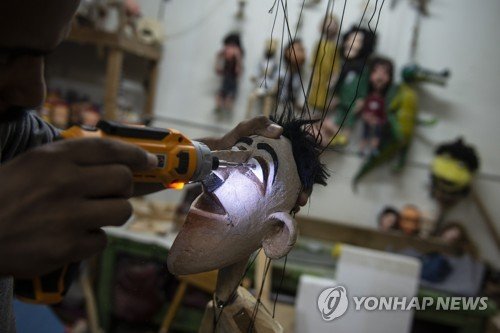 EGYPT PHOTO SET ART PUPPETS MANUFACTURING : 네이트 뉴스