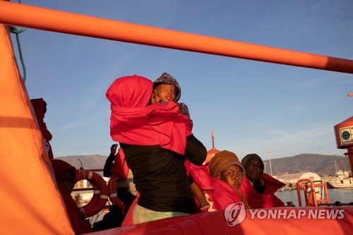 SPAIN MIGRATION SEA RESCUE : 네이트 뉴스