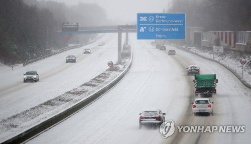 GERMANY WEATHER SNOW STORM : 네이트 뉴스