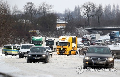 GERMANY WEATHER SNOW STORM : 네이트 뉴스
