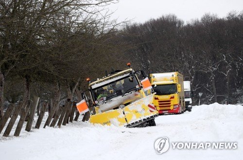 GERMANY WEATHER SNOW STORM : 네이트 뉴스