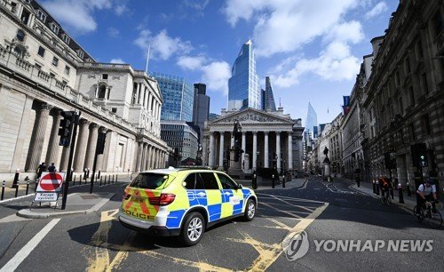 BRITAIN CORONAVIRUS ONE YEAR LOCKDOWN : 네이트 뉴스