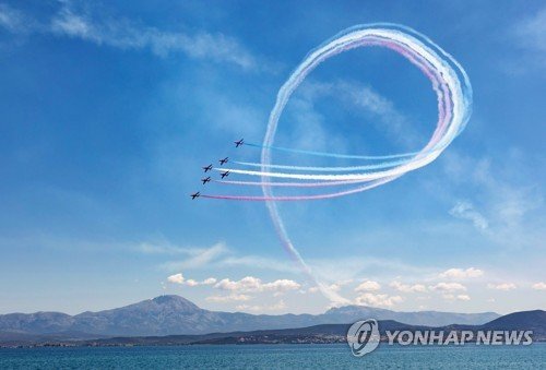 GREECE RED ARROWS SPRINGHAWK : 네이트 뉴스