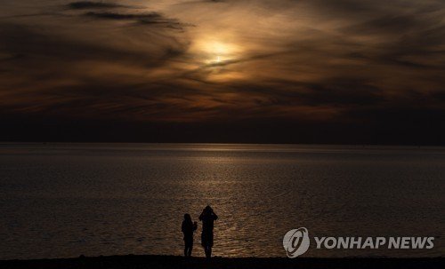 USA SOLAR ECLIPSE BOSTON : 네이트 뉴스