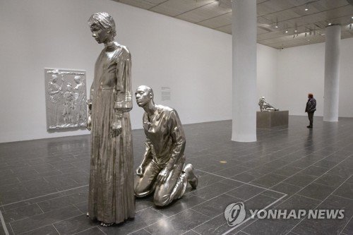 USA ARTS SCULPTURE CHARLES RAY : 네이트 뉴스