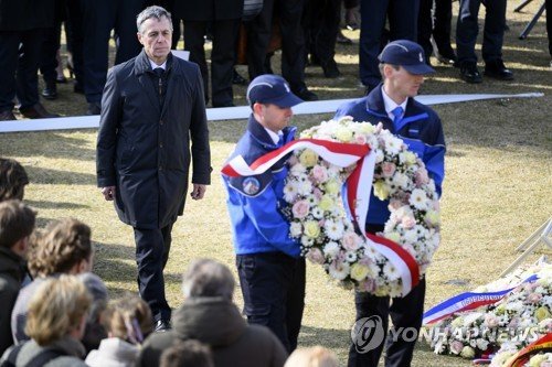 SWITZERLAND SIERRE BUS CRASH COMMEMORATION : 네이트 뉴스