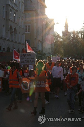 GERMANY LAST GENERATION PROTEST : 네이트 뉴스