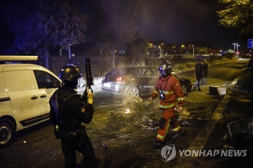 epaselect FRANCE RIOTS NANTERRE : 네이트 뉴스