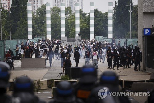 FRANCE RIOTS NANTERRE : 네이트 뉴스
