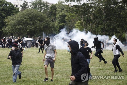 FRANCE RIOTS NANTERRE : 네이트 뉴스
