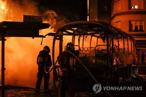 FRANCE RIOTS NANTERRE : 네이트 뉴스