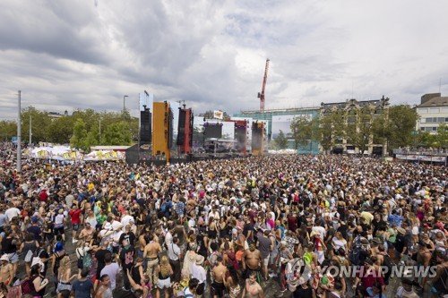 SWITZERLAND STREET PARADE 2023 : 네이트 뉴스