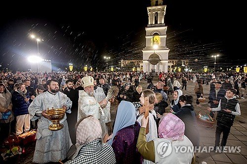 MOLDOVA BELIEF ORTHODOX EASTER : 네이트 뉴스